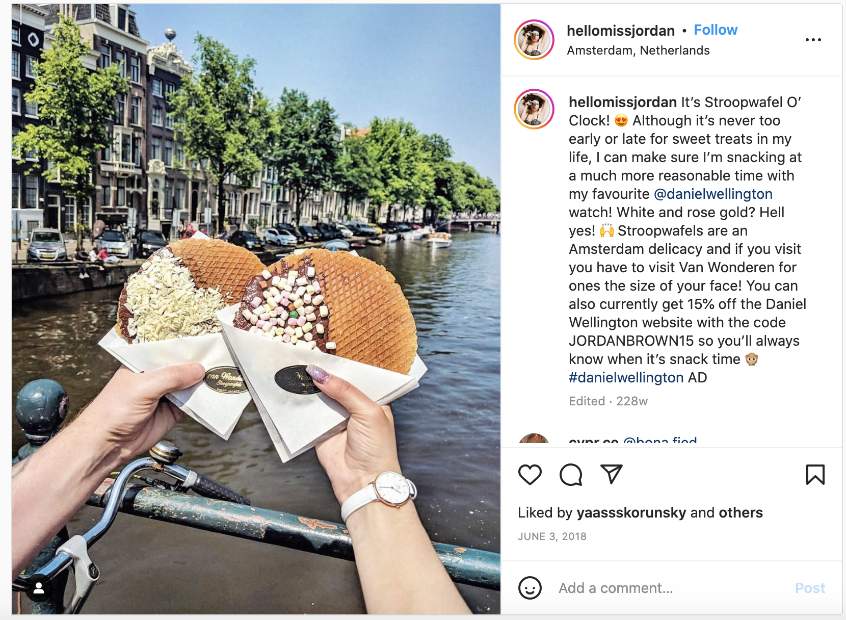 What is Sponsored Post - Definition, Types and Examples - ViralMango Blog